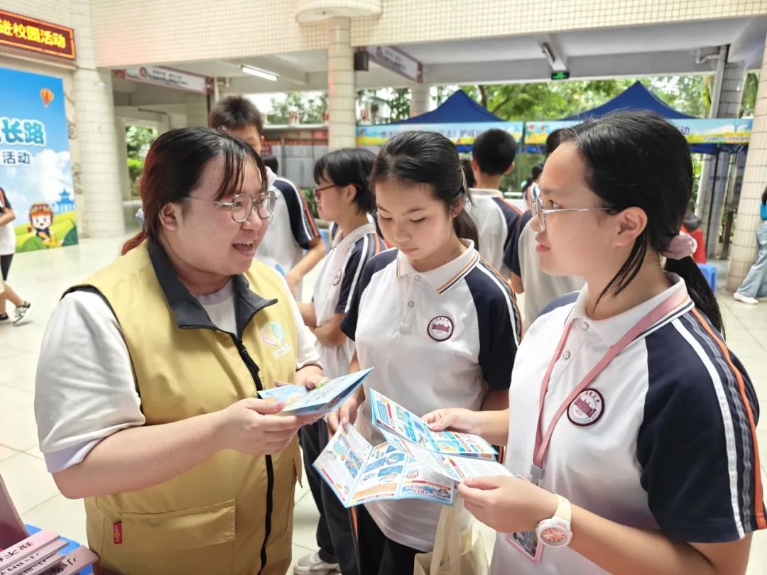 12355为青春护航 | 石龙镇“中小学生心灵悄悄话小信箱”项目正式启动！_南方+_南方plus