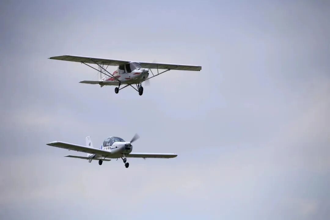 鼎湖这片空域很热闹，飞机一年6000架次，还带旺了整个岛！_南方+_南方plus