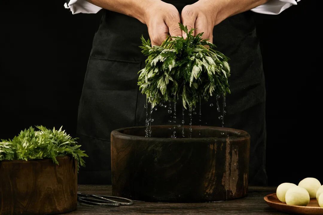 艾叶燃烧后的艾灰不要扔，独特价值要知道_南方+_南方plus