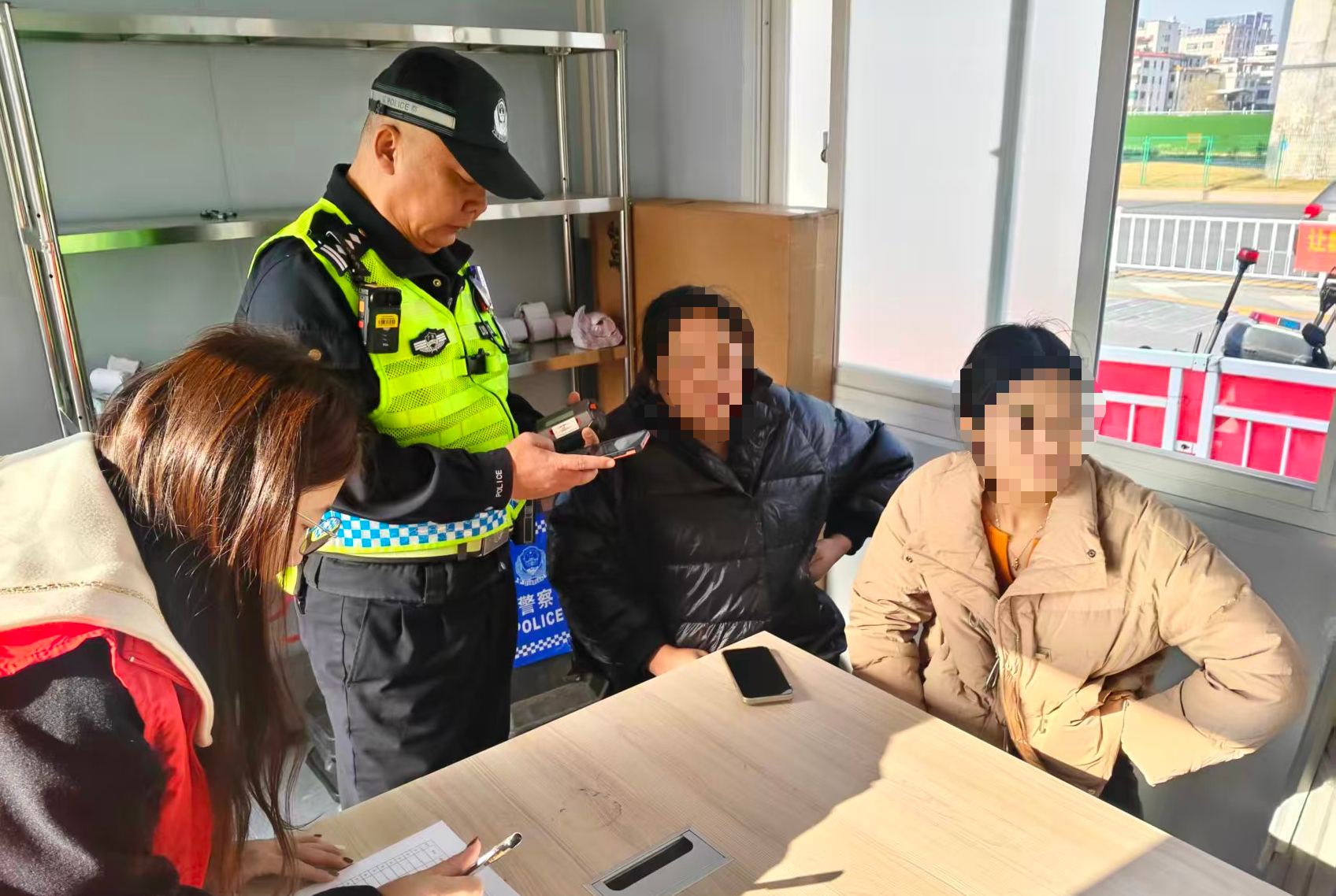 事关“小电驴”！惠州交警持续开展专项整治_南方+_南方plus