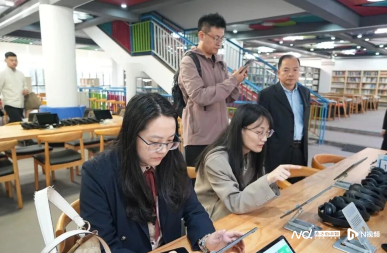 当AI成为课堂一部分，教学可以怎么玩？这场研讨会给出方向_南方+_南方plus